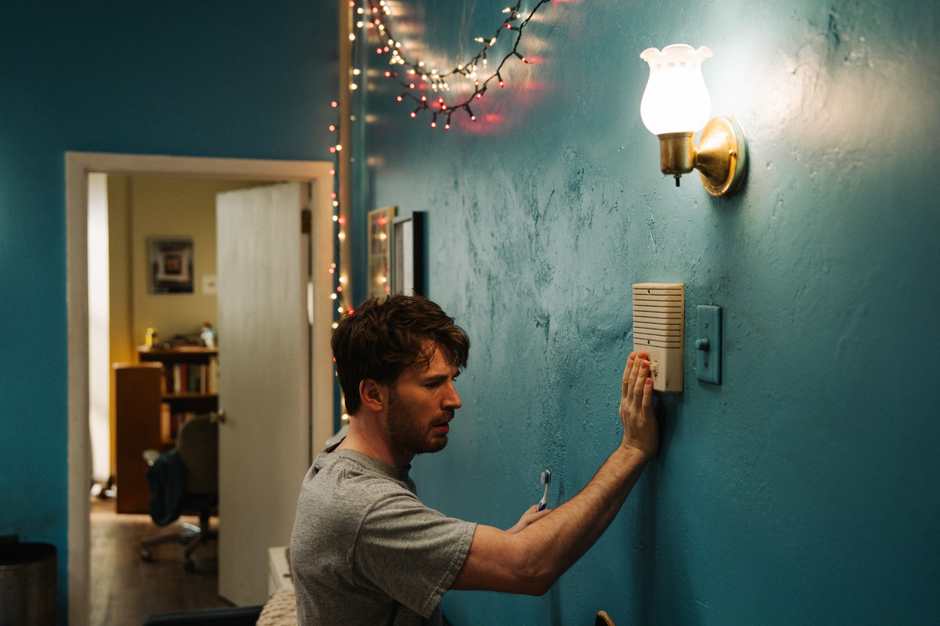 Was ist Liebe wert - Materialists München - Spielzeiten, Trailer, Tickets